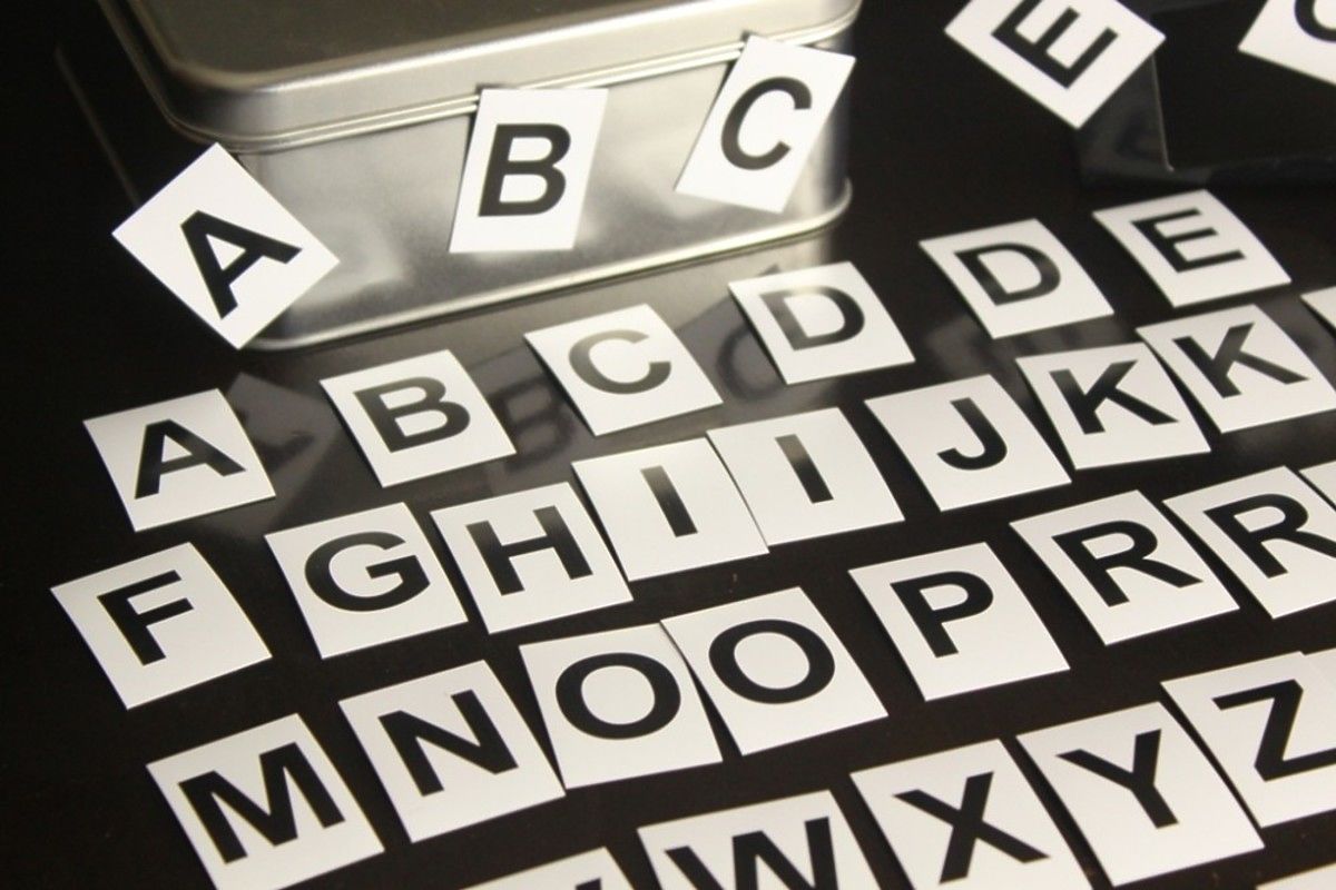 magnetic alphabet - large letters - banaby.eu